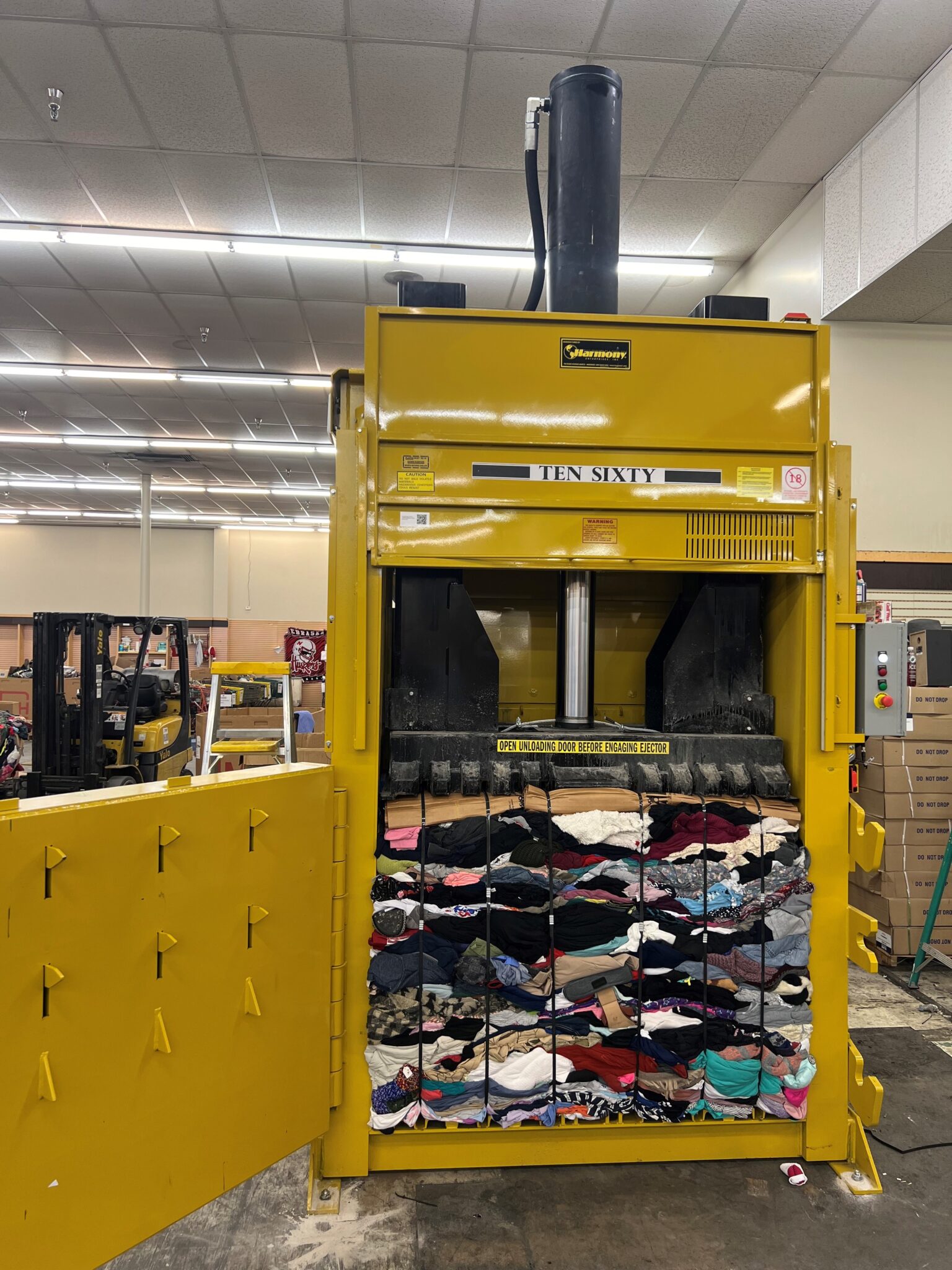 Choosing The Right Clothing Baler | Harmony